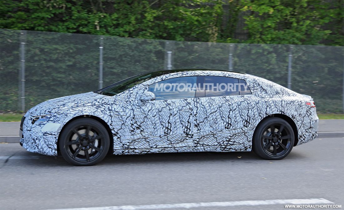 StriveME - مرسيدس EQS 2021 المستقبلية تظهر في صور تجسسية